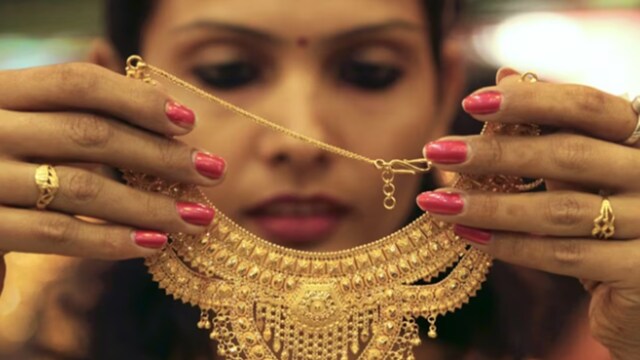 Gold Rate Rises In India: Check 22 Carat Price In Your City On January ...
