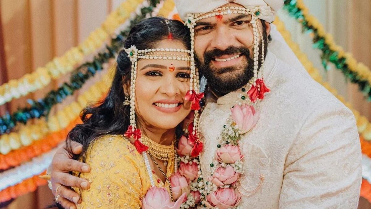 Marathi Actor Hardik Joshi's Beardless Look Viral - News18