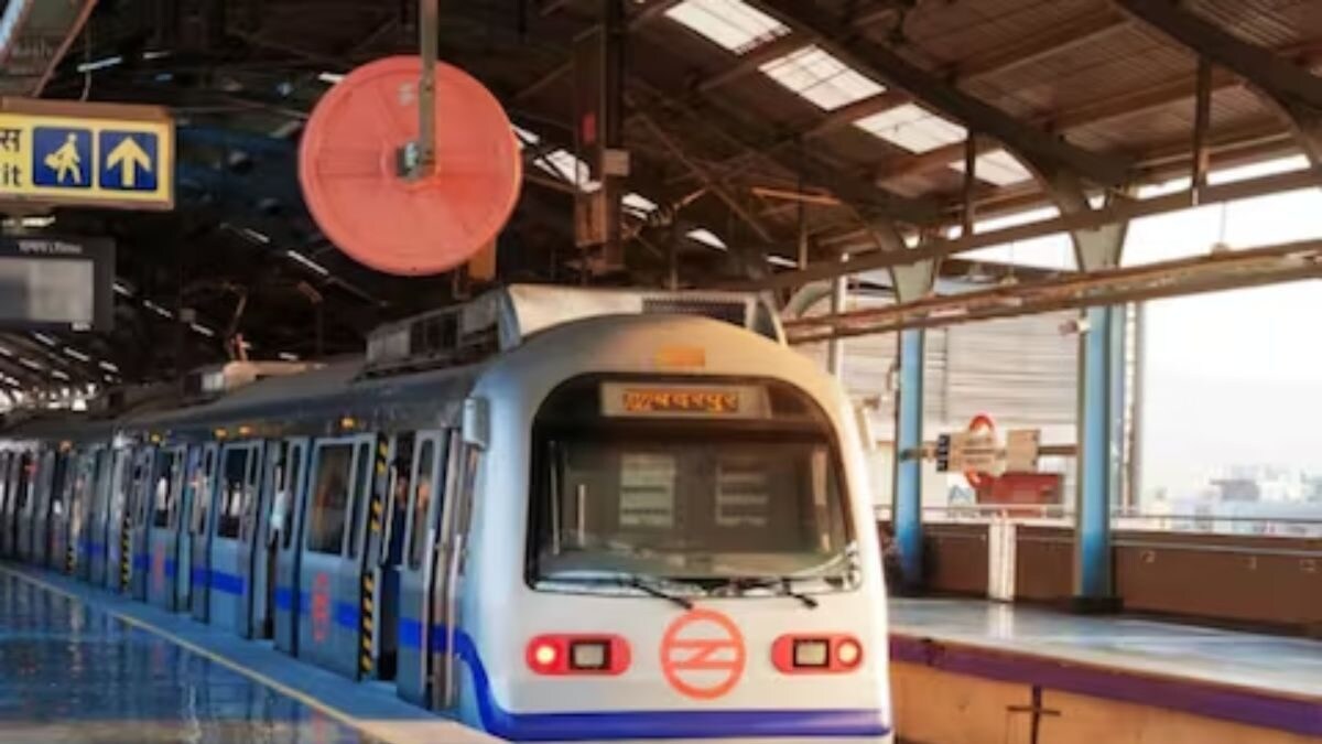 DMRC To Roll Out Virtual Smart Cards For Commuters. Know How It Works ...