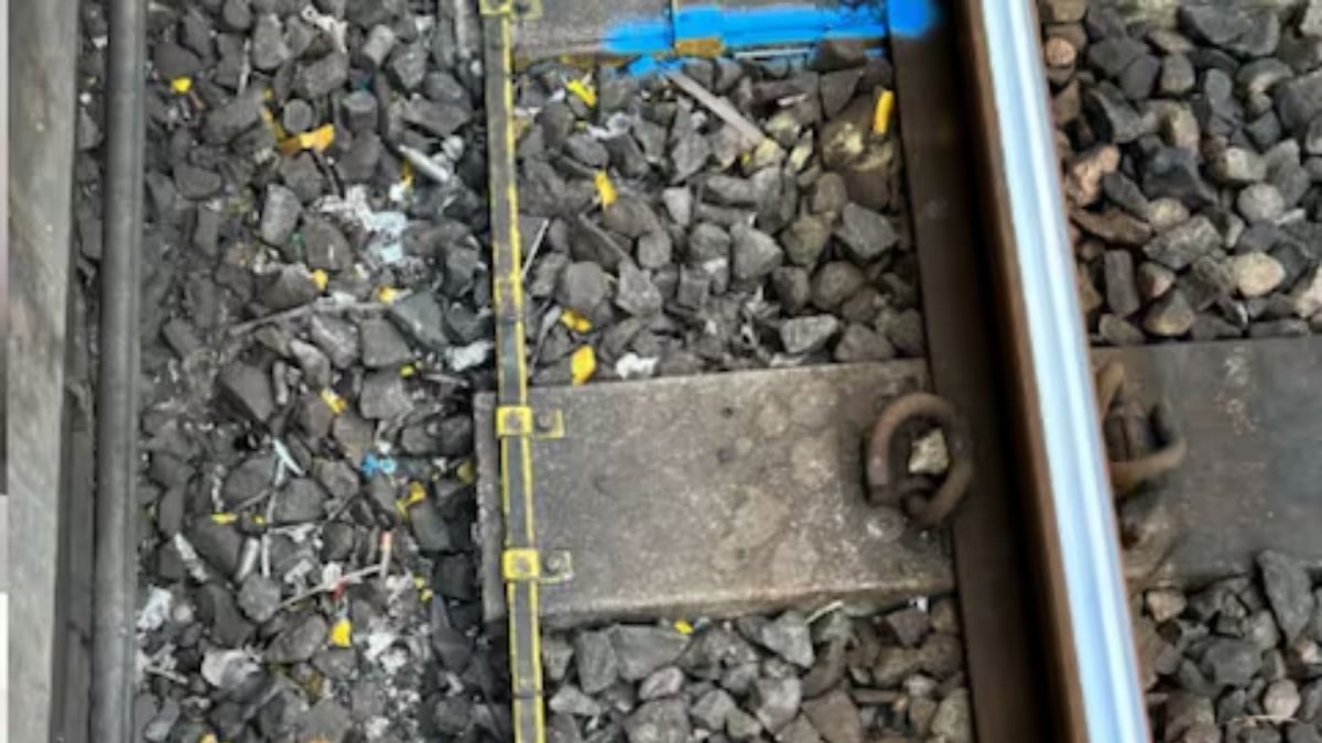 Optical Illusion: Spot The Airpod Hidden On This Rocky Railway Track ...