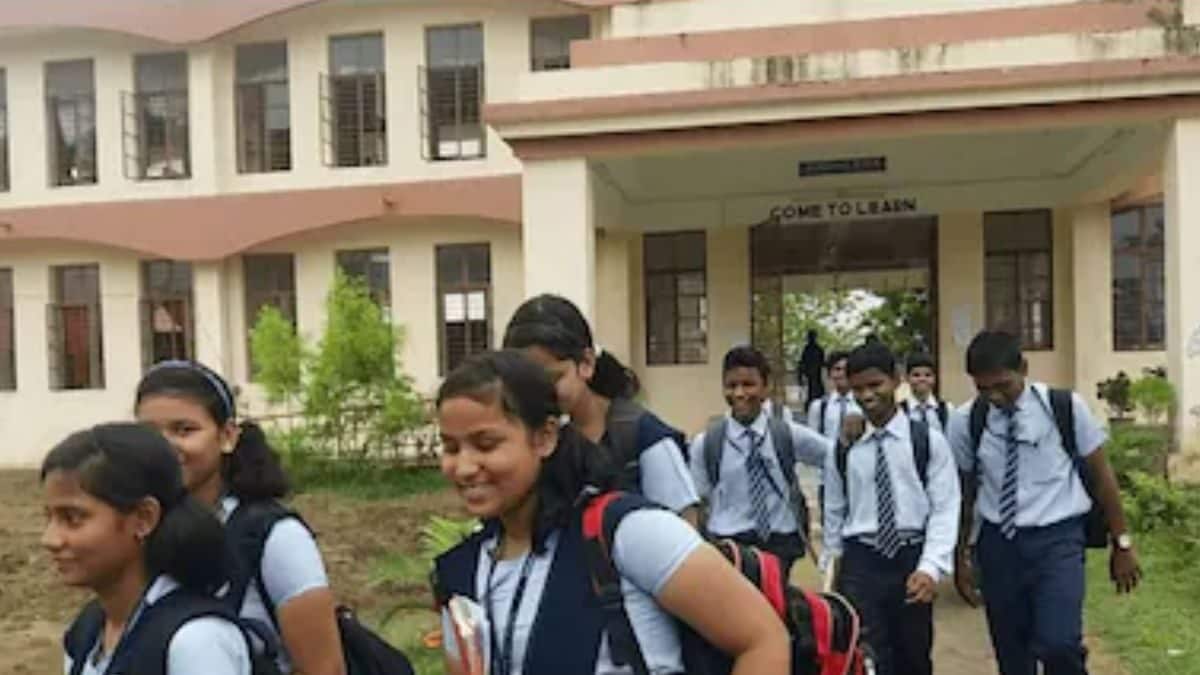 India's Best Schools: Delhi's Modern School, DPS RK Puram Secure Top ...