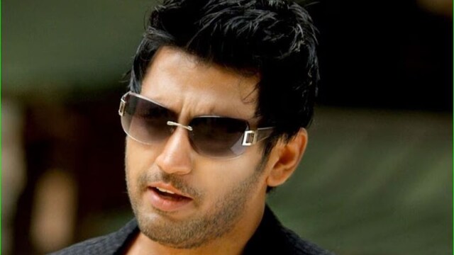 Not Ajith Kumar But This Actor Was The First Choice For Kandukondain Kandukondain - News18