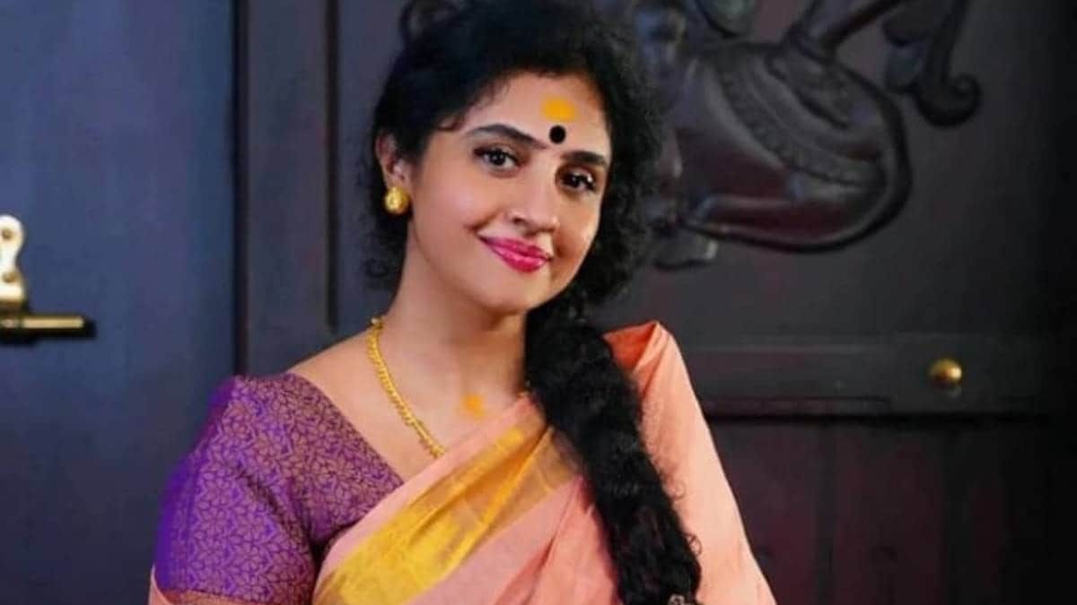 Mithila Devika To Star Opposite Biju Menon In Her Acting Debut, Kadha ...