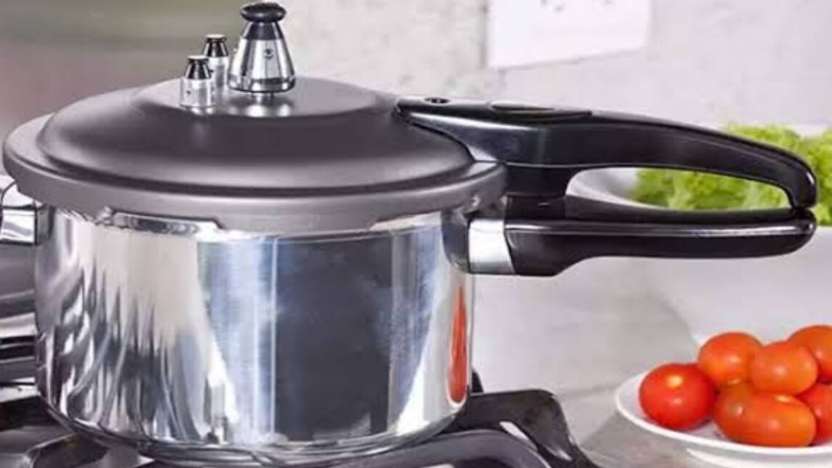 Potatoes To Fish, 6 Foods You Should Not Prepare In Pressure Cooker ...