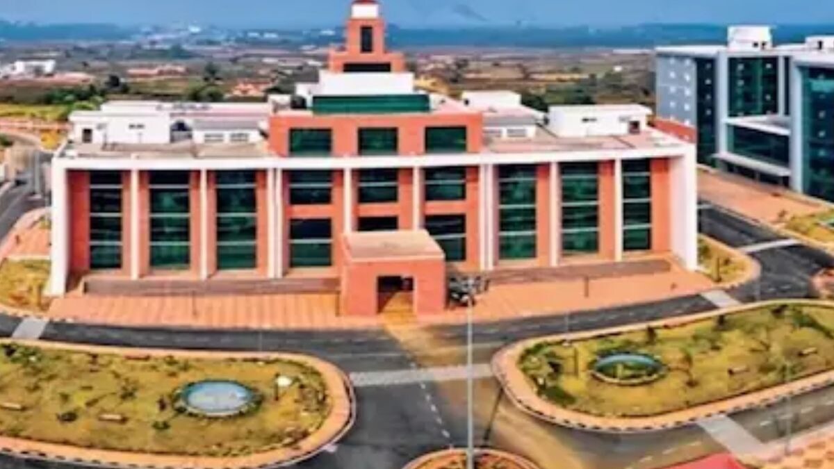 Jharkhand's BBMKU Makes ID Cards And Uniforms Mandatory For Campus ...