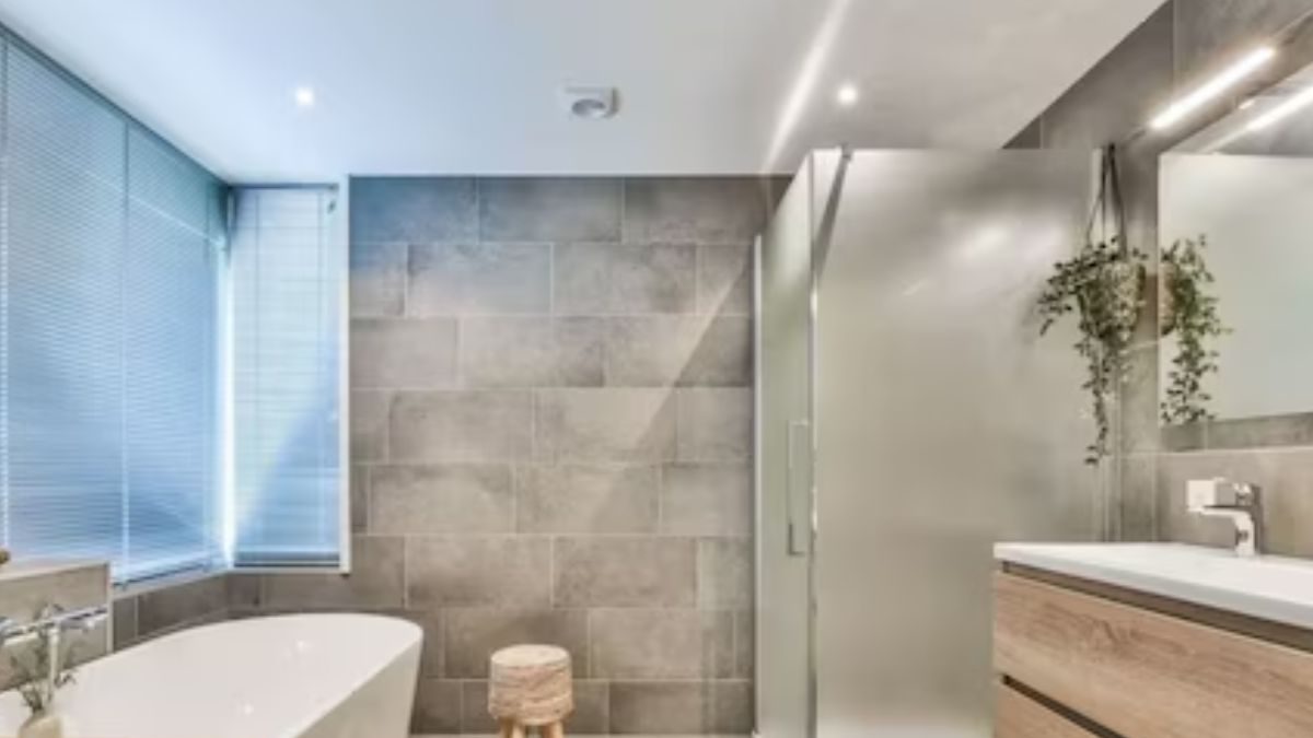 6 Reasons Why You Must Take A Cold Shower In The Morning | Lifestyle ...