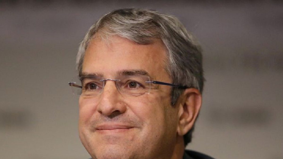 Nestle CEO Mark Schneider Steps Down; Laurent Freixe to Take Over ...