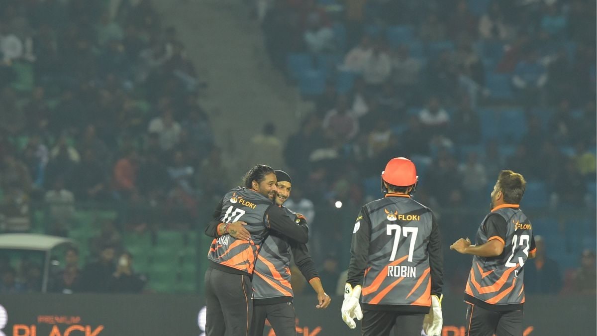 Legends League Cricket Brings Back Cricketing Action to Kashmir After 4 ...