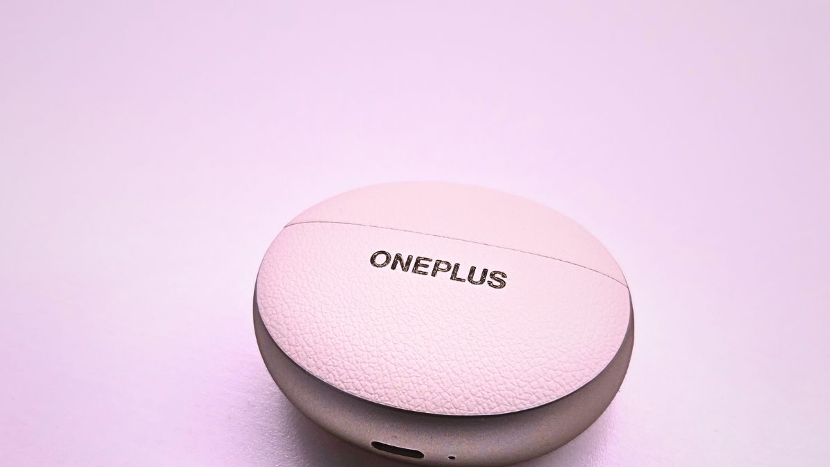 OnePlus Buds Pro 3 With Dual Drivers And ANC Launched In India: Price ...