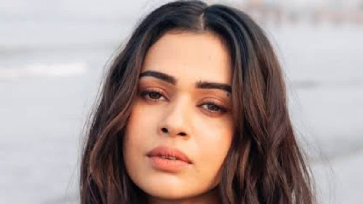 Shalmali Kholgade Traces Her Journey From 'Pareshan' To 'Indie Music ...
