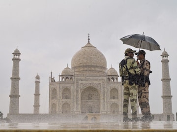 Taj Mahal or Shiva Temple ‘Tejo Mahalaya’? Tracing Roots of Row as ...