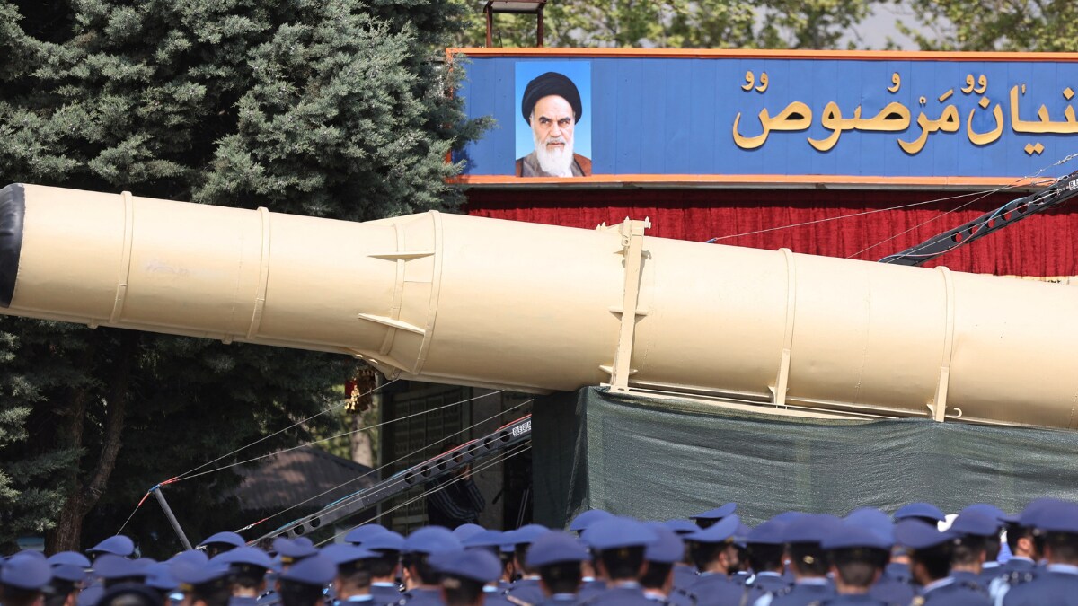 Iran To Soon Deliver Hundreds Of Ballistic Missiles to Russia, Say ...