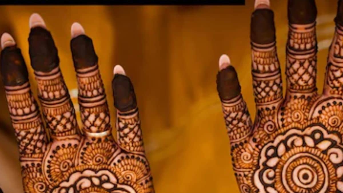 6 Tips For Dark Mehndi Colour Even During Winters | Lifestyle News - News18