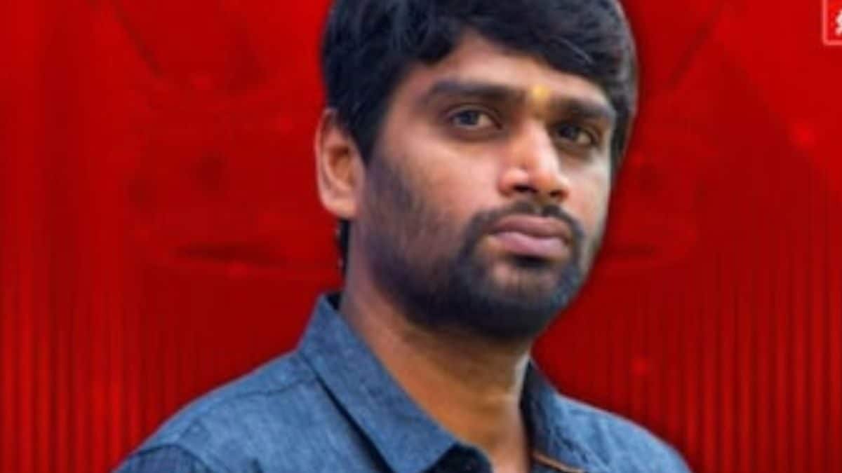 Filmmaker H Vinoth Wins Magudam Award As Favourite Director | Movies ...