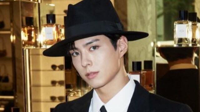 K-Drama Actor Park Bo Gum Suffers Leg Injury On Good Boy Sets | Movies ...