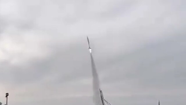 India Launches Its First Reusable Hybrid Rocket ‘RHUMI-1’ To Collect ...