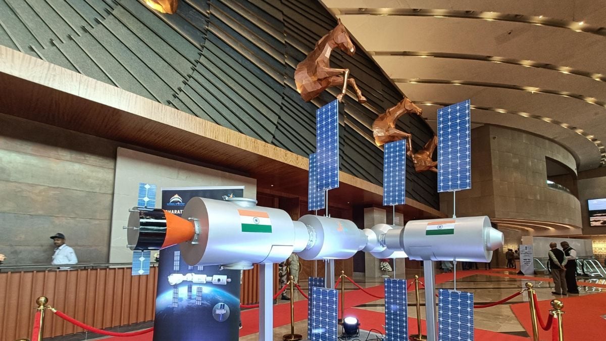 Bharatiya Antariksh Station To Have 5 Modules, ISRO to Launch First ...