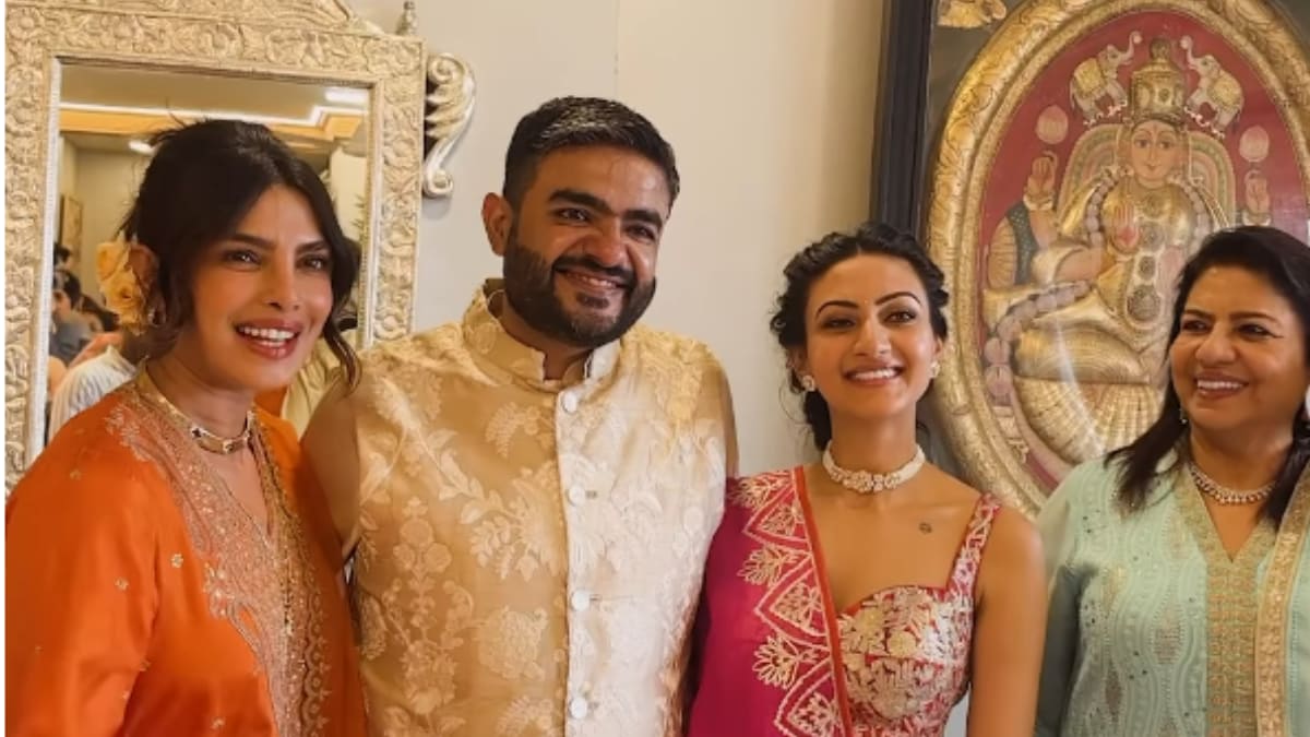 Watch: Priyanka Chopra Says Alvida Mumbai After Brother’s Engagement ...