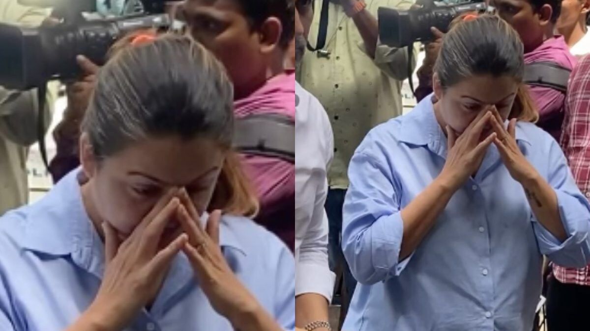 Amrita Arora Fights Back Tears, Joins Sister Malaika Arora To Mourn ...