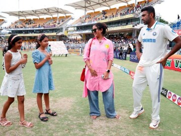 WATCH | R Ashwin Has Special Gift for Daughter's Day as Wife Prithi ...