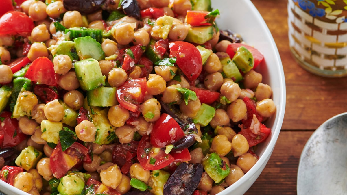 Does Soaked Chickpea Water Offer Double Dose of Energy? What Experts ...