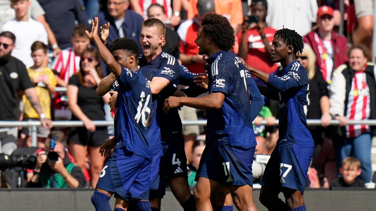 Premier League: De Ligt Delight for Manchester United as Dutchman Nets ...