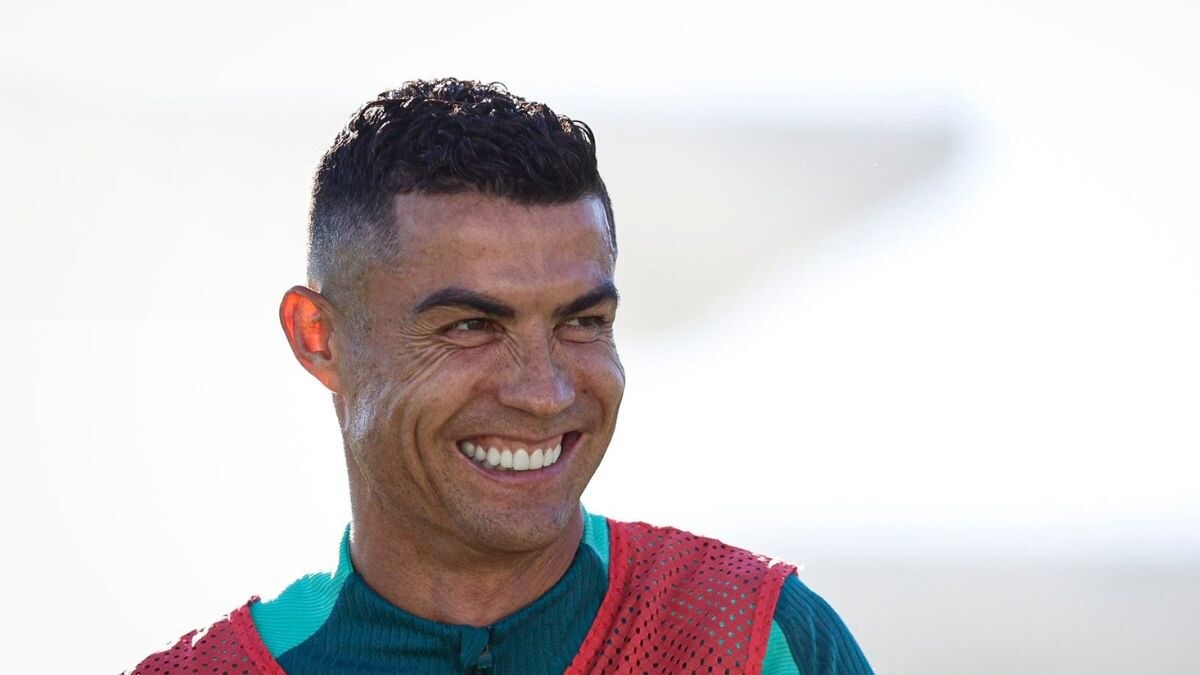 'Wish for Him to Score 1000 Goals': Louis Saha on Cristiano Ronaldo's ...