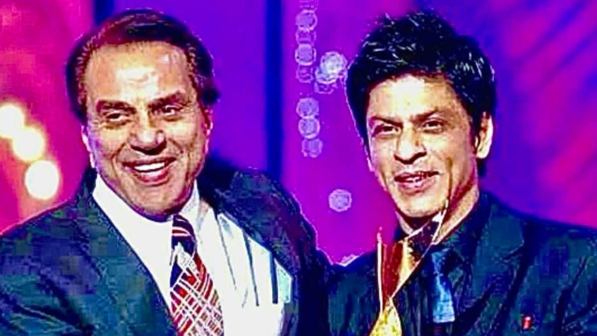 Dharmendra Calls Shah Rukh Khan 'Beta', Holds Him Close In New Post ...