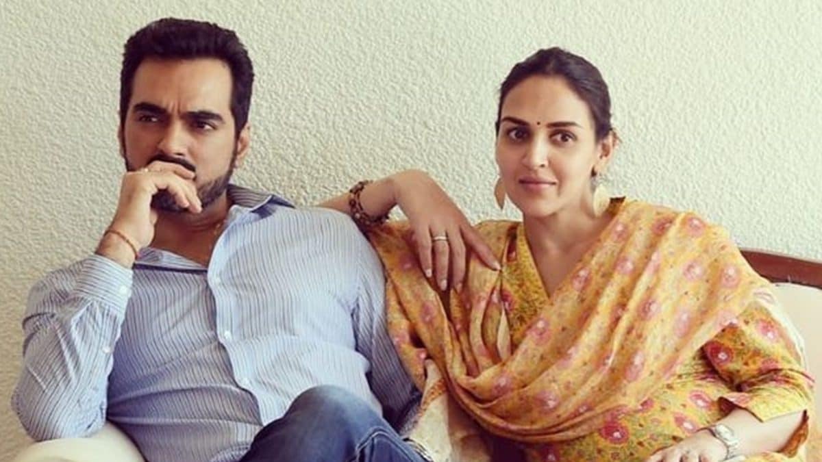 Esha Deol Calls 'Roving Eyes' A Red Flag After Bharat Takhtani Divorce: 'You Have Your Arm Candy ...