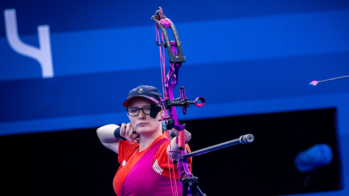Pregnant Great Britain Para Archer Creates History With Bronze and Gold ...