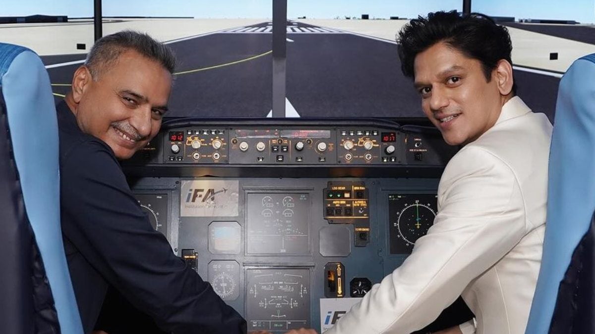 IC 814 Pilot Holds One REGRET 25 Years After the Flight Was Hijacked ...