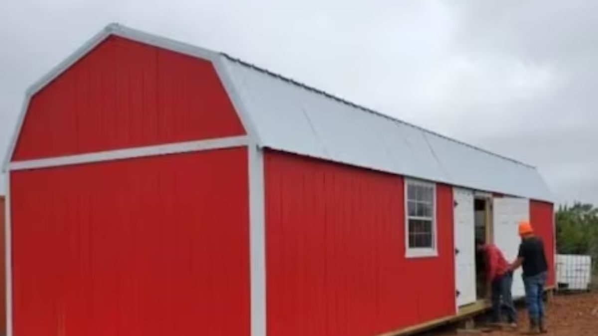 Man's Creative Design Turns 12x40-foot Cabin Into A Cosy Family Retreat ...