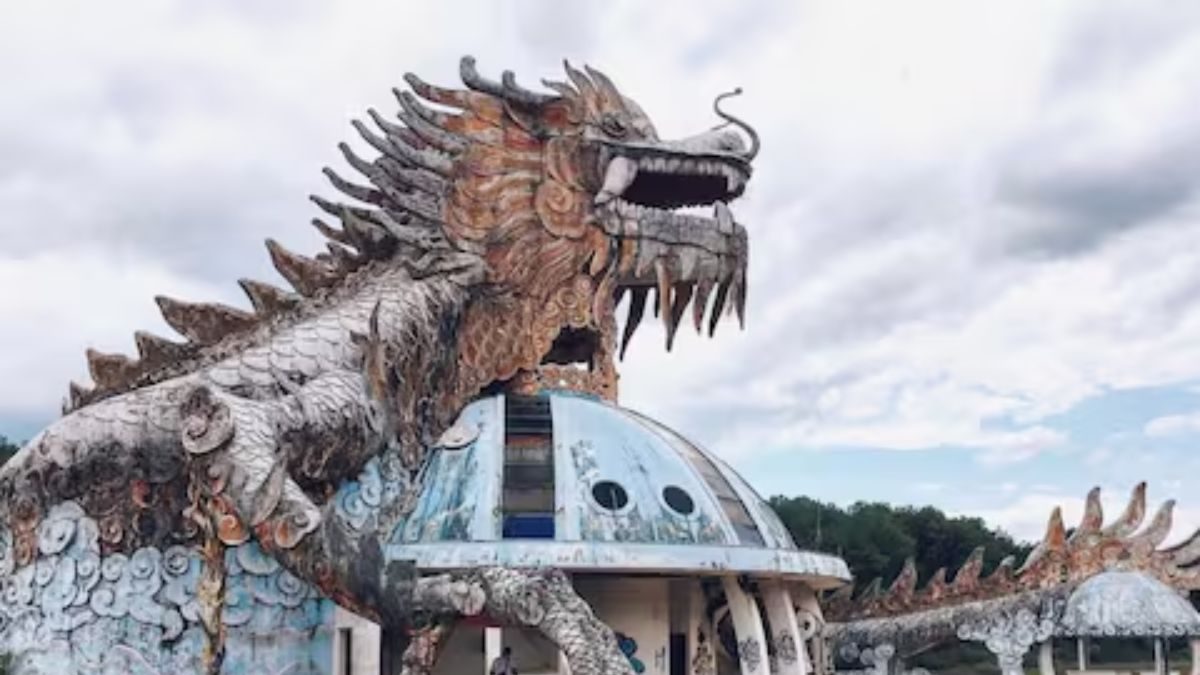 This Rs 24 Crore Vietnam Park Built In 2001 Is Now Considered 'Scarier ...