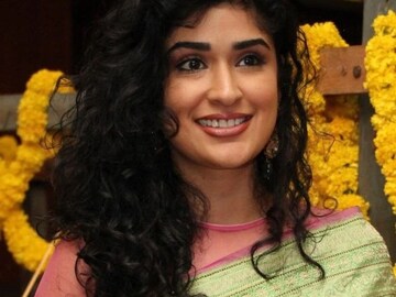 All About Actress Anjala Zaveri's Husband Who Gained Fame With Jab We ...