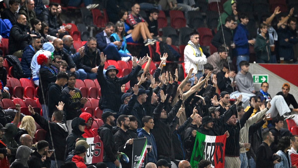 Italy Fans Turn Their Backs During Israel Anthem Before Nations League ...