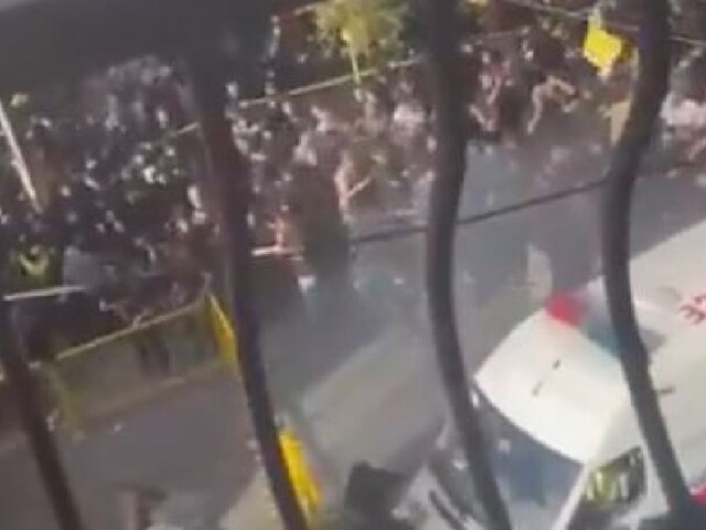 Caught On Cam | Moment When Walkie Talkie Exploded During Funeral ...