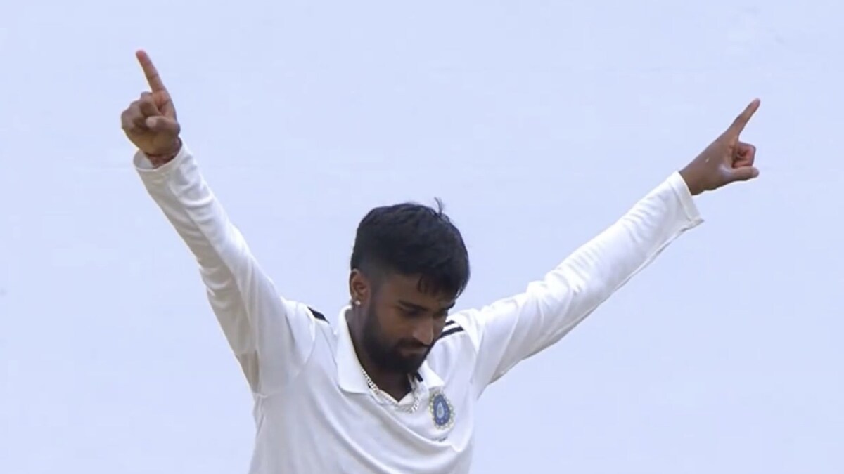 Manav Suthar Seven-Wicket Haul Shows He is One for the Future as he ...