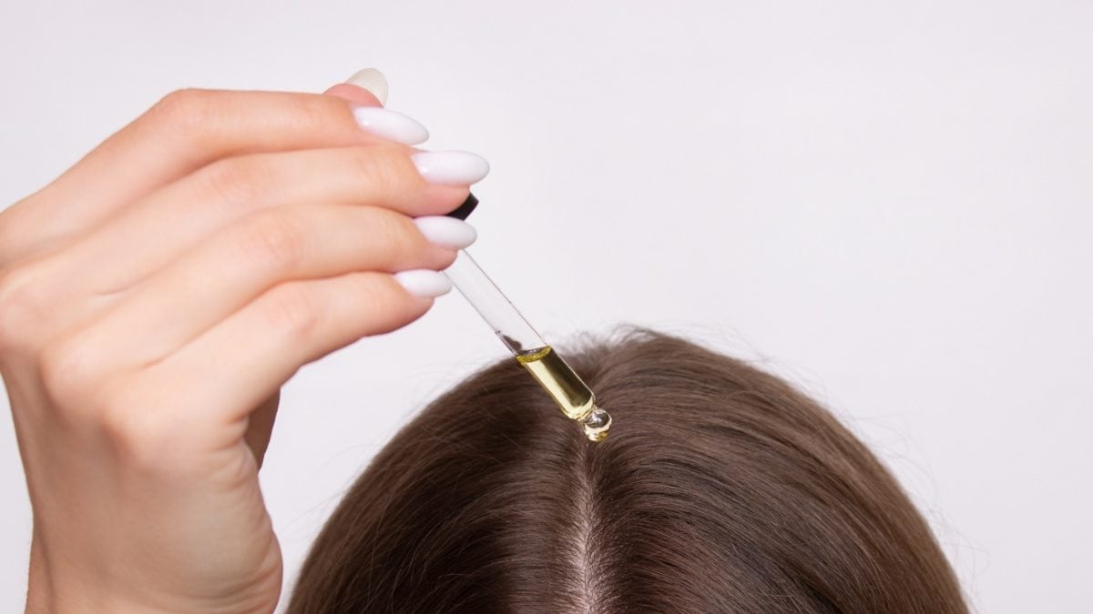 Tips To Choose The Right Oil For Shiny Hair And Healthy Scalp ...
