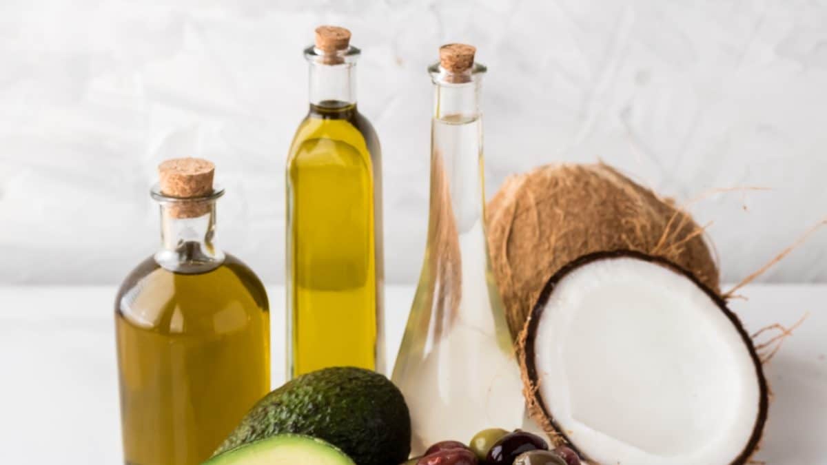 3 Simple DIY Oil Mixes For Healthy Skin And Luscious Hair | Lifestyle ...