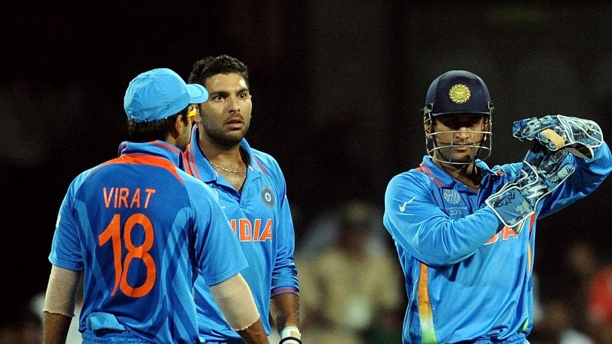 'MS Dhoni Nearly Accurate in Taking DRS Calls': Top International ...