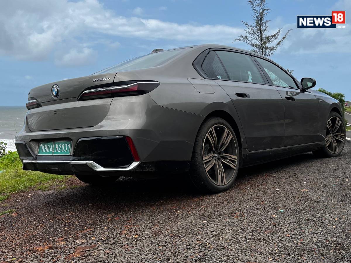 BMW i7 XDrive60 in Pics: See Design, Features, Interior, Road Presence and More