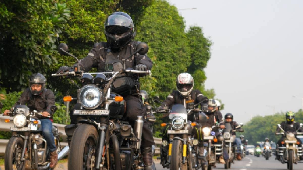 Over 41,730 Royal Enfield Owners Unite For One Ride, Full Details ...