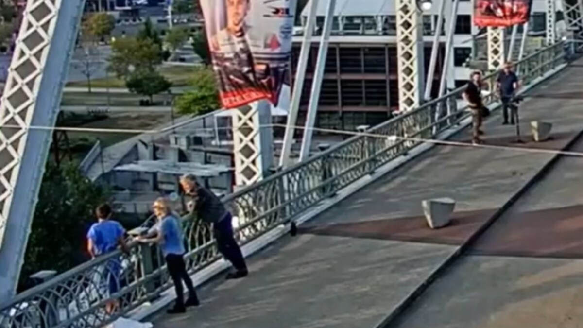 Jon Bon Jovi Persuades Woman Not To Jump Off Bridge | Movies News - News18