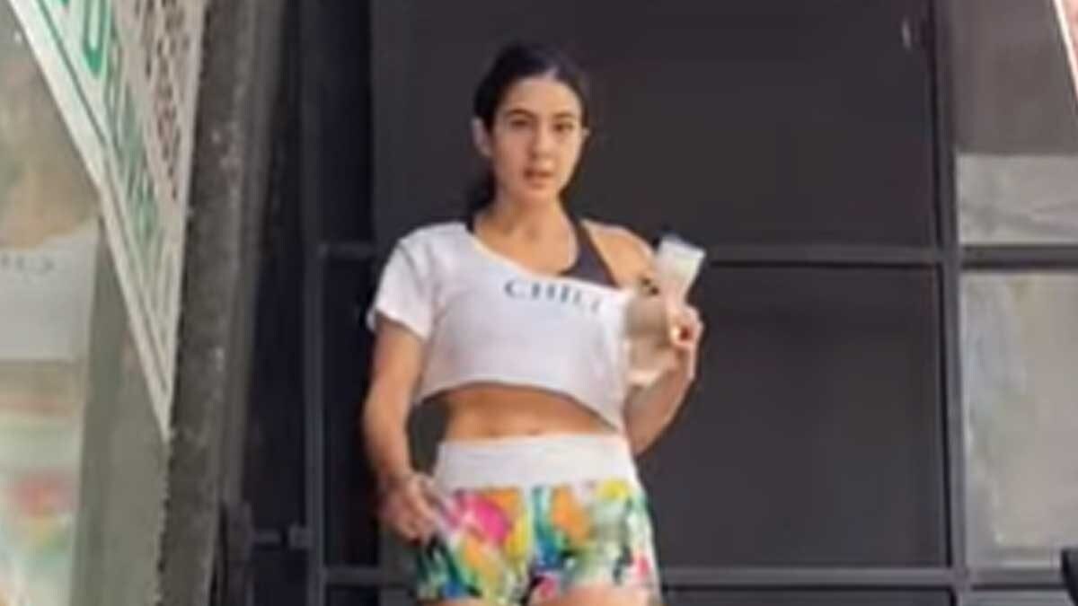 Sara Ali Khan Shows Off Her Toned Abs After Workout Session. Watch Here ...