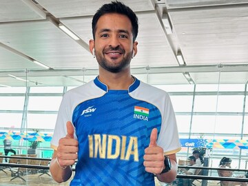 Paris Paralympics 2024: Nitesh Kumar Wins Gold Medal in Men's Badminton ...