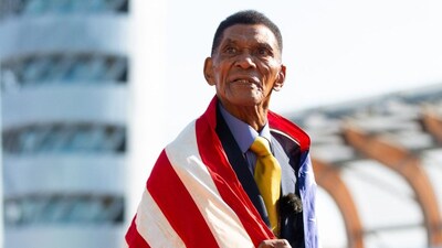 Double Olympic Champion American Runner Otis Davis Dies at 92 | Sports ...