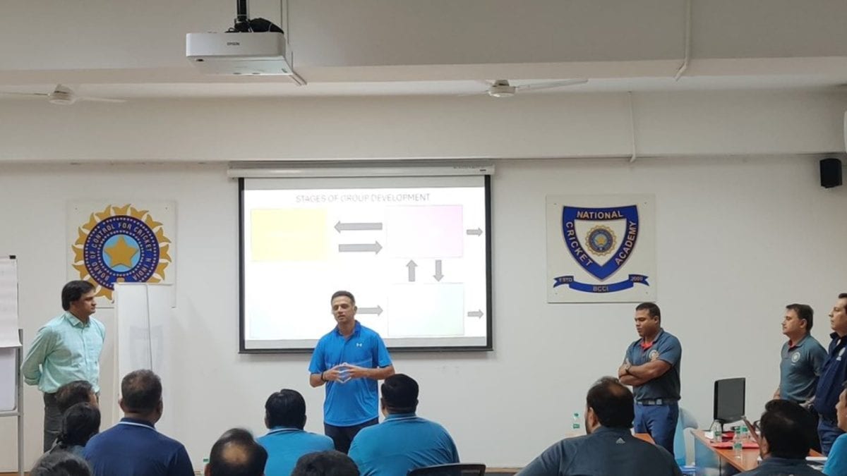 Rahul Dravid, Anil Kumble & Javagal Srinath Address Match Referees ...