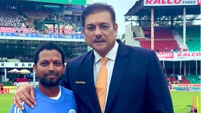 Ravi Shastri's Picture With 'Heartbeat Of Indian Cricket Team' Wins ...