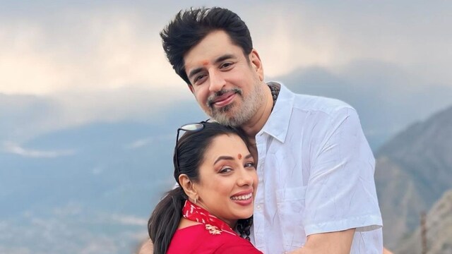 Rupali Ganguly Hugs Husband Ashwin, Calls Him 'Supportive' On Birthday ...