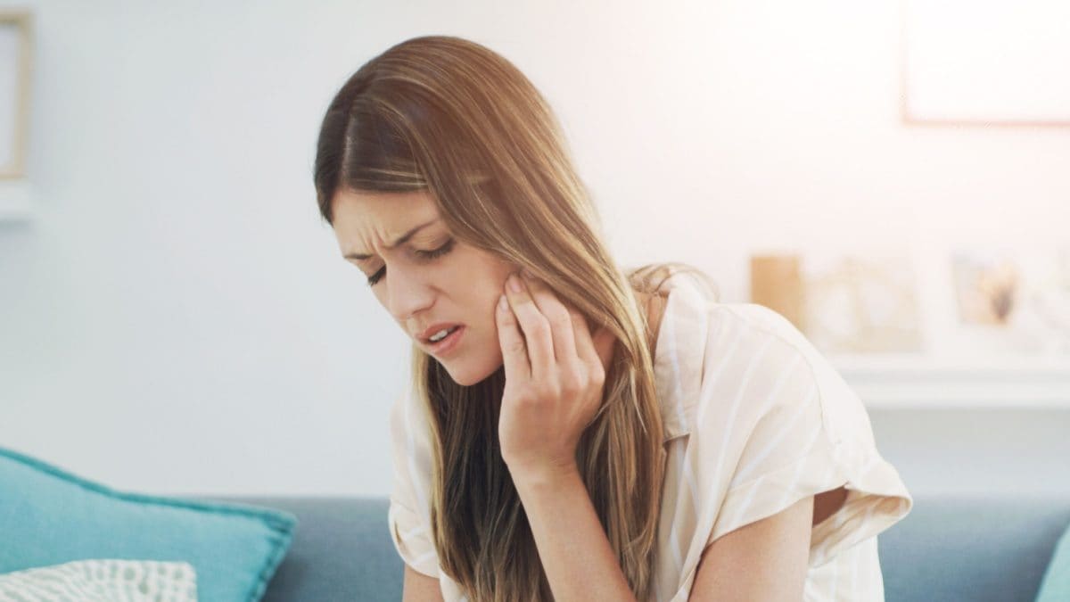 Quick Relief From Toothache: Simple Home Remedies You Should Try ...